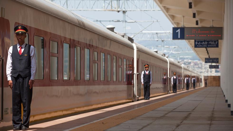 Neue Seidenstraße: Chinas Geheimverträge | ZEIT ONLINE