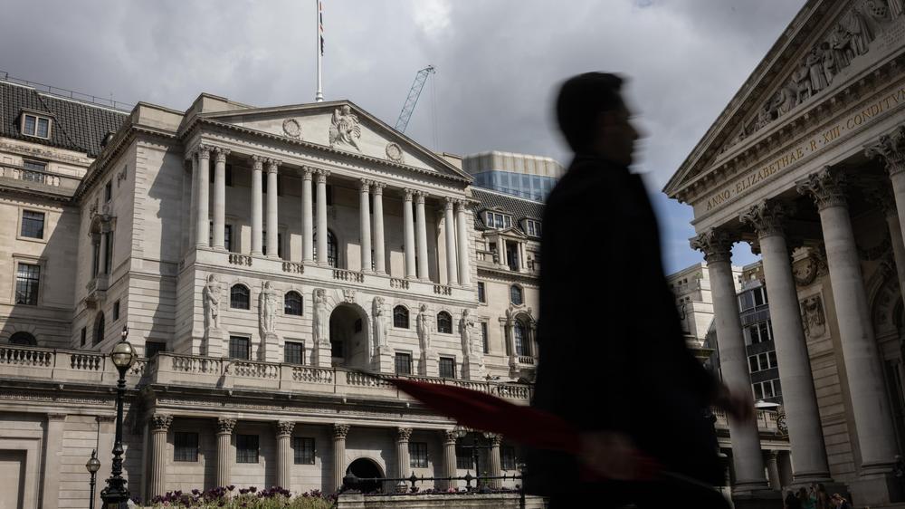 Inflation: Bank of England hebt erneut den Leitzins an | DIE ZEIT