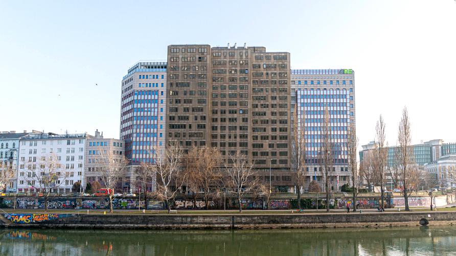 Signa Holding – News und Infos zur Unternehmsgruppe | DIE ZEIT