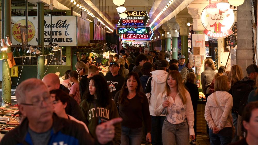 Konjunktur in den USA: US-Wirtschaft schrumpft stärker als erwartet ...