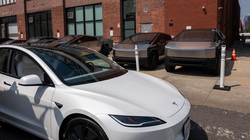 Elon Musk: Tesla verkauft erneut deutlich weniger Autos | DIE ZEIT