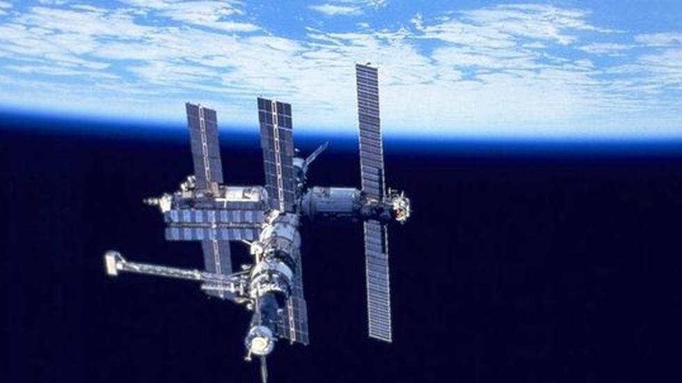 Raumstation "Mir": Friede im Orbit in Zeiten des Kalten Krieges | ZEIT ...