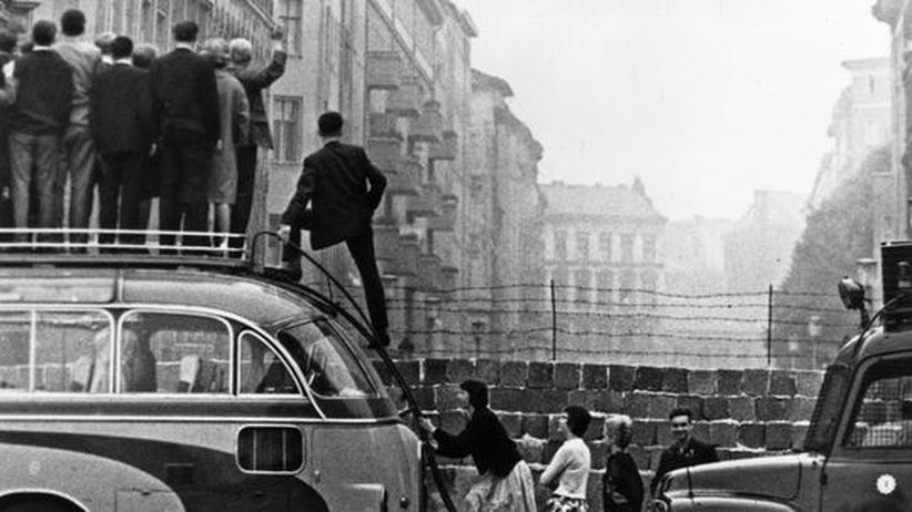 Geschichte des Mauerbaus: "Niemand hat die Absicht, eine Mauer zu ...