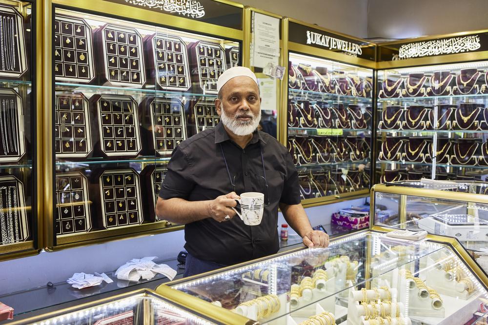 Gedenken Queen Elizabeth II: "Bye Bye RIP", steht da in Kinderschrift ...