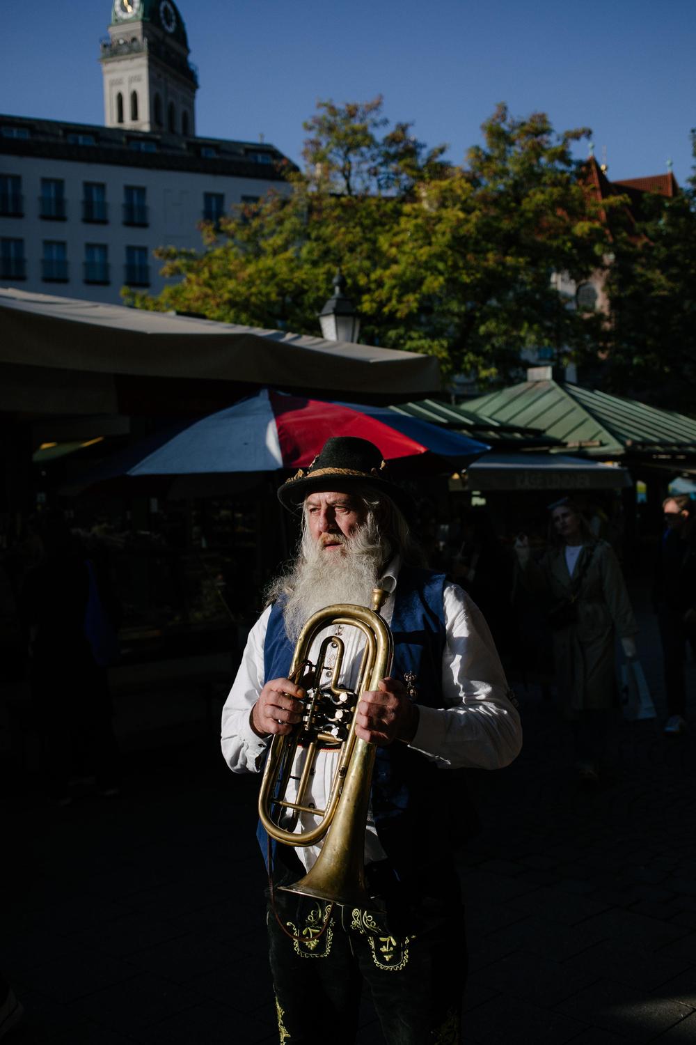Bombendrohung in München: Das Bier fließt weiter | ZEITmagazin