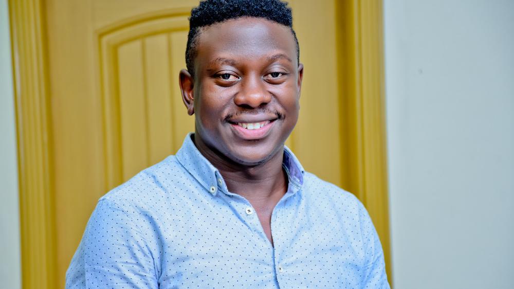 Anti-LGBTQ-Gesetz: "Ich werde nicht aufhören, meine Freunde zu umarmen ...